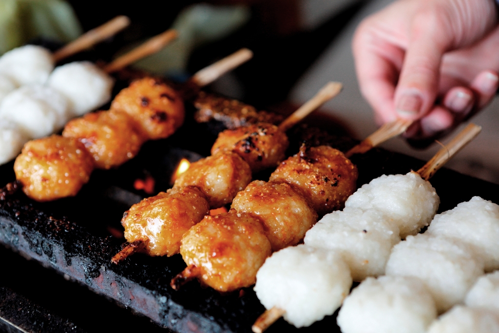 Explore beauty of Japanese Maple in Ena Gifu Japan | VISIT GIFU